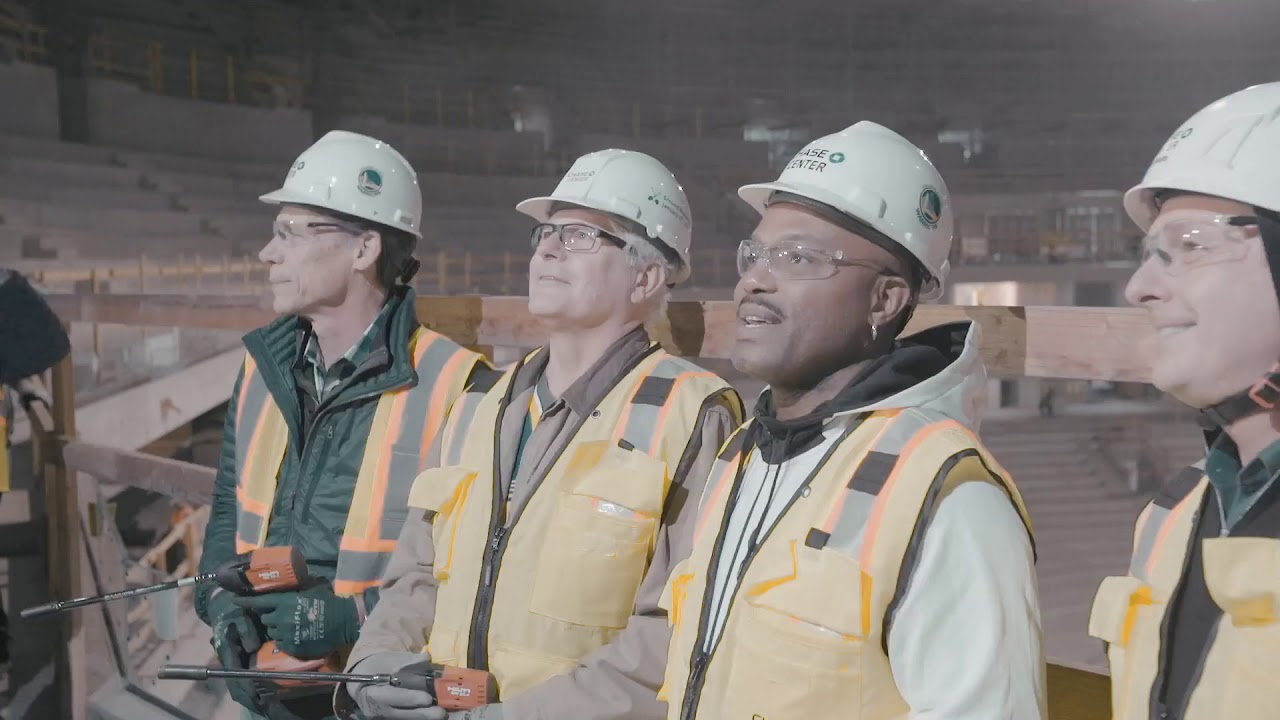 First Seats Installed at Chase Center