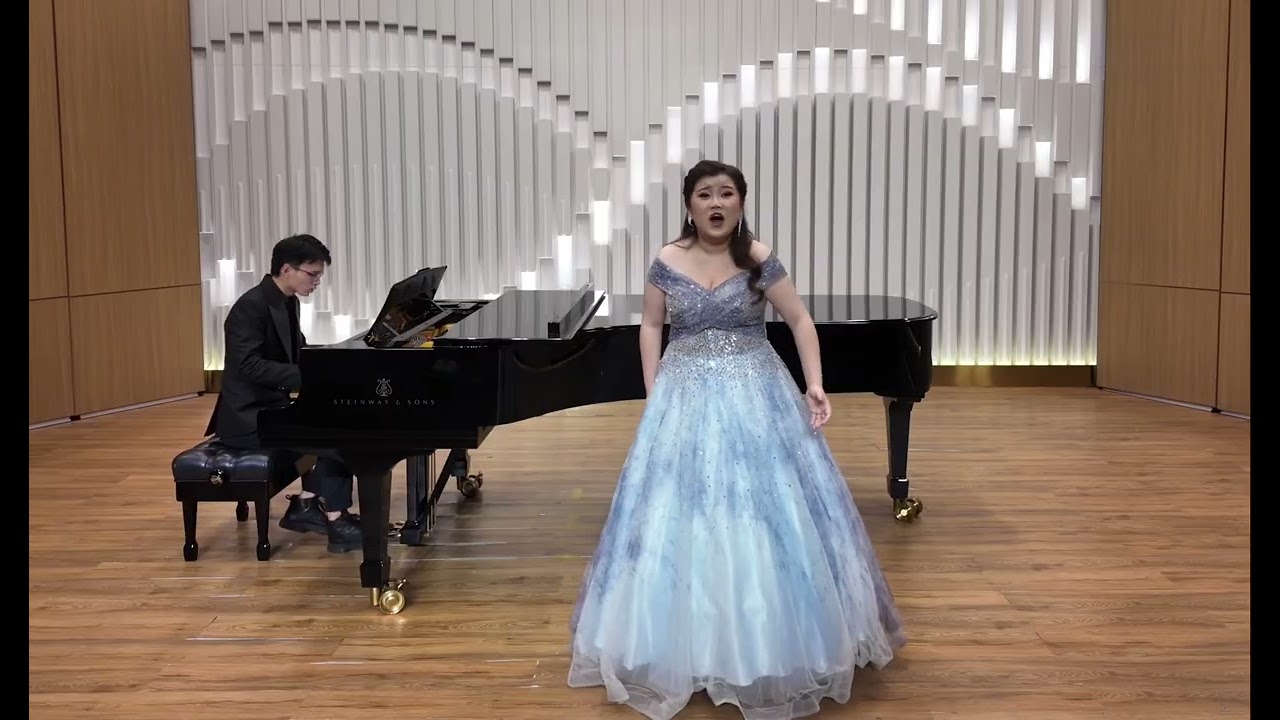 Zimo Li- Self-introduction & Three Vocal Performances (One-shot Take)