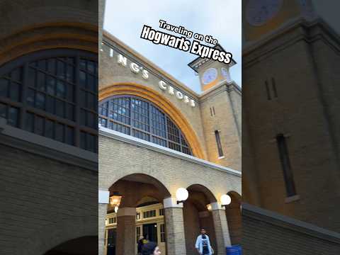 Traveling on the Hogwarts Express from Hogsmeade to London, Universal Orlando