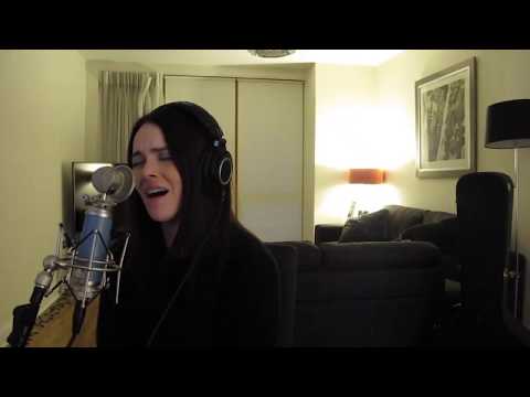 Mairead Carlin (Feels Like Home)