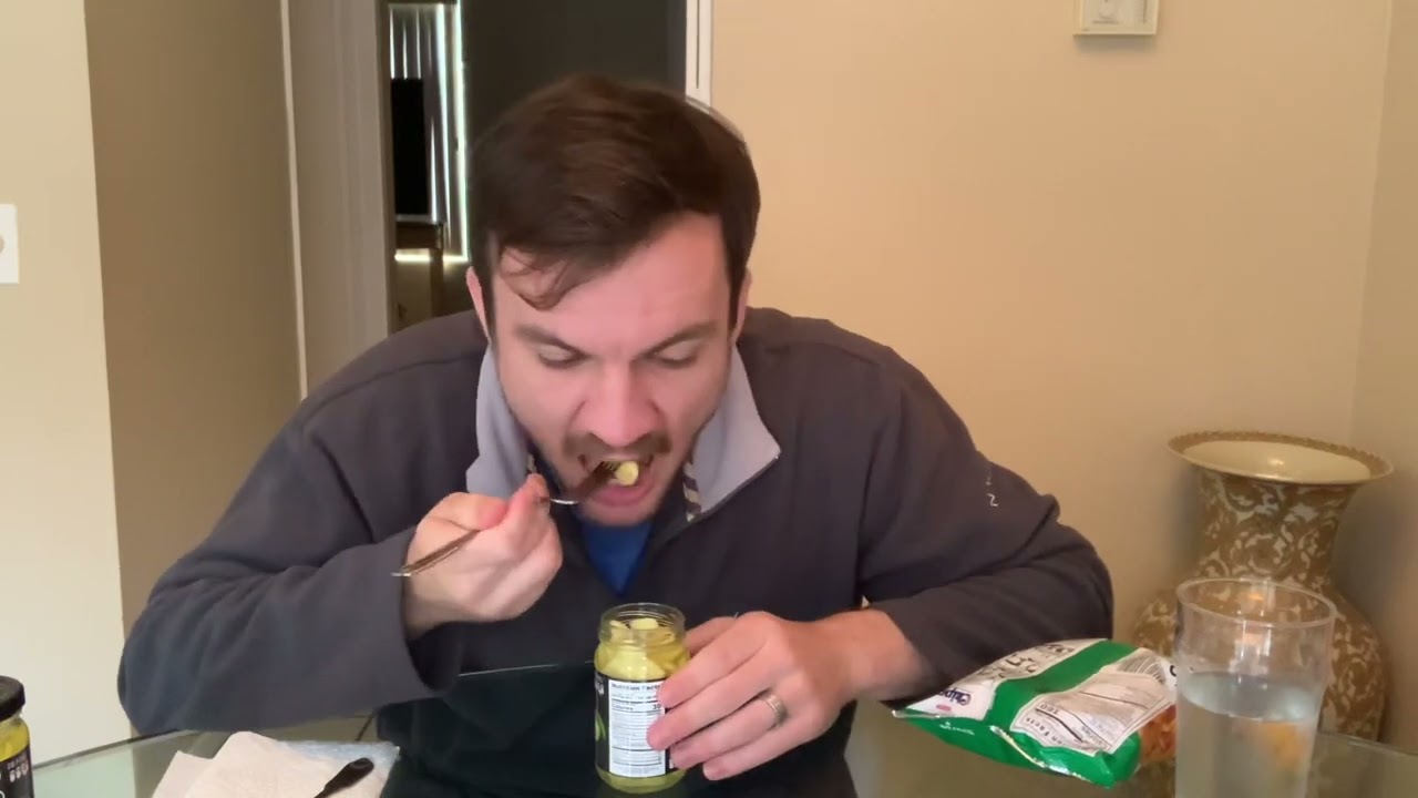 Review #26: Pickled Mango, Pickled Guava, and Chippy Garlic and Vinegar chips