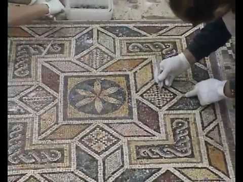ΤΑ ΠΑΝΕΜΟΡΦΑ ΨΗΦΙΔΩΤΑ ΠΟΥ ΑΝΑΚΑΛΥΦΘΗΚΑΝ ΣΤΗΝ ΠΟΛΗ ΖΕΎΓΜΑ, ΣΤΗ ΝΟΤΙΑ ...