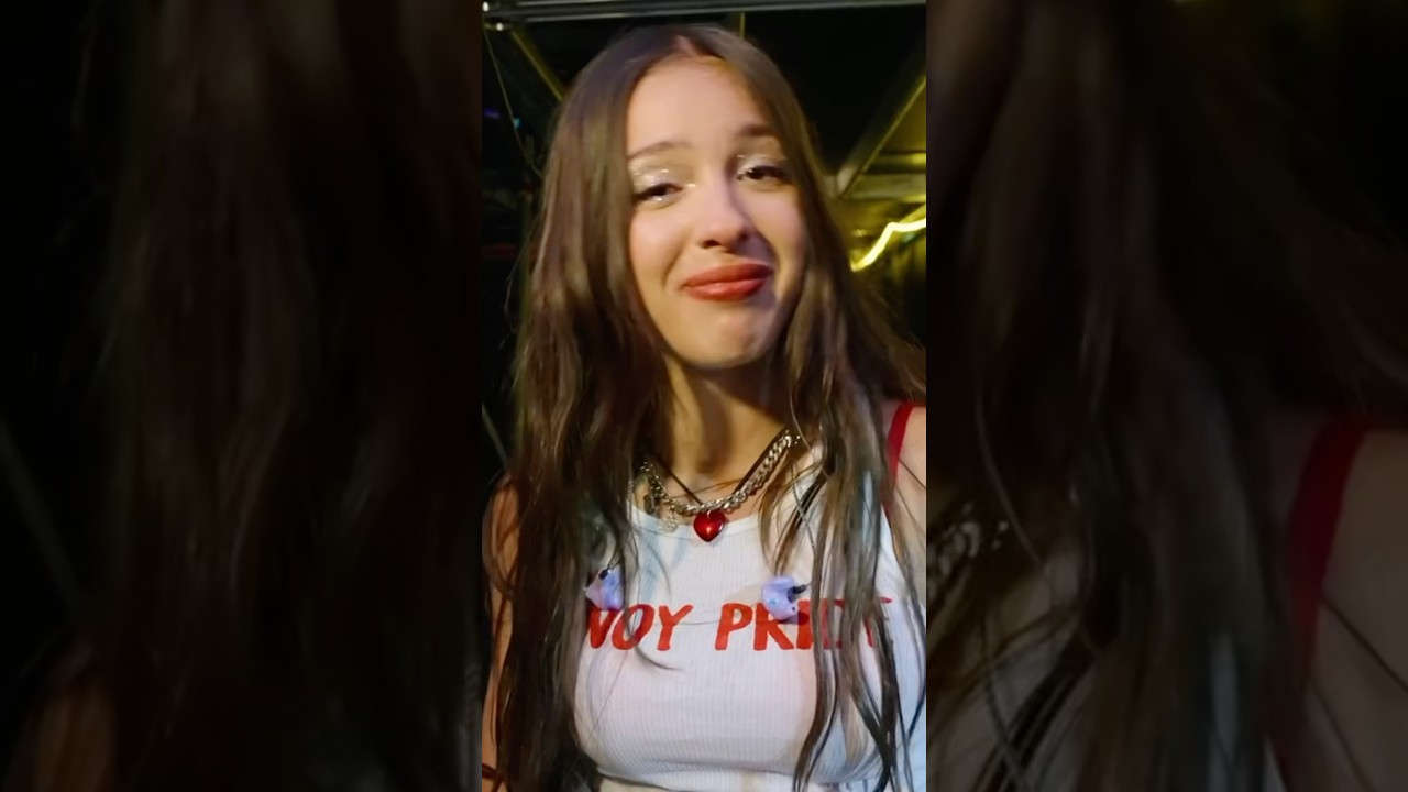 Olivia Rodrigo CRYING backstage after performing..