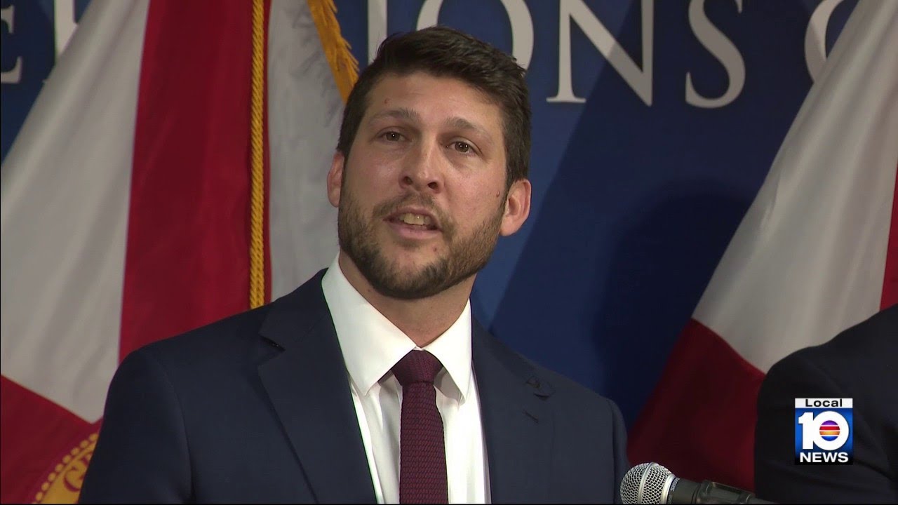 Uthmeier defends $100K UF professorship before ending news conference