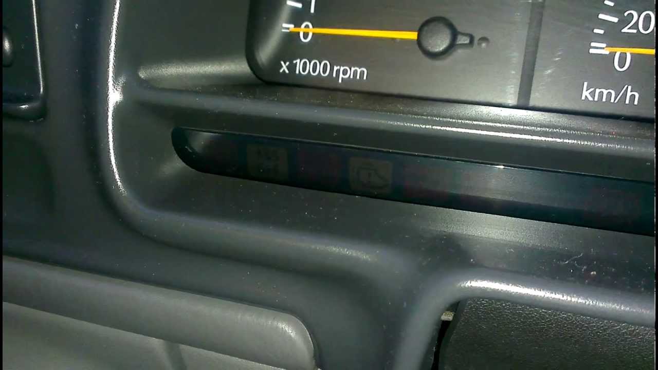 Checking Error Codes on a VR Holden Commodore