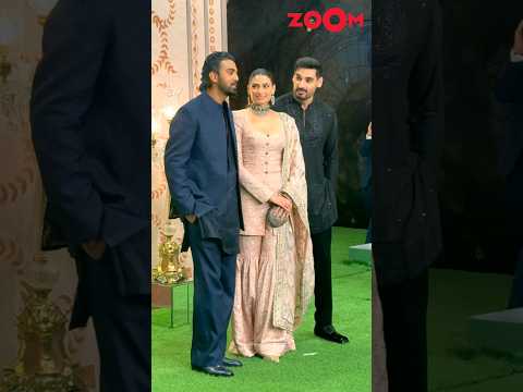 Athiya Shetty tells brother Ahaan to POSE with her & KL Rahul at Anant-Radhika's Aashirwad ceremony