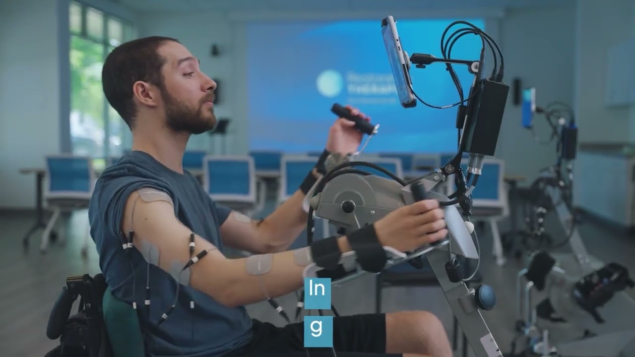 How integrated Functional Electrical Stimulation (FES) Works