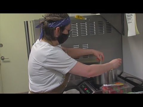 Top 10 industries hiring new workers in 2021