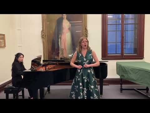Sombrero - Anne Sutton, soprano
