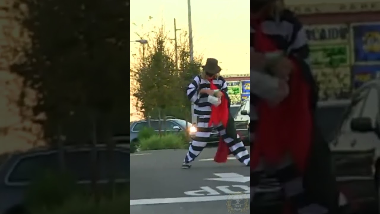HAMBURGLAR VS  RONALD MCDONALD #Shorts