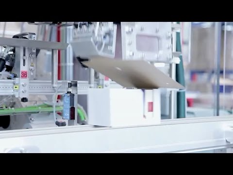 Tray packaging of chocolate with IO-Link sensors from SICK | SICK AG