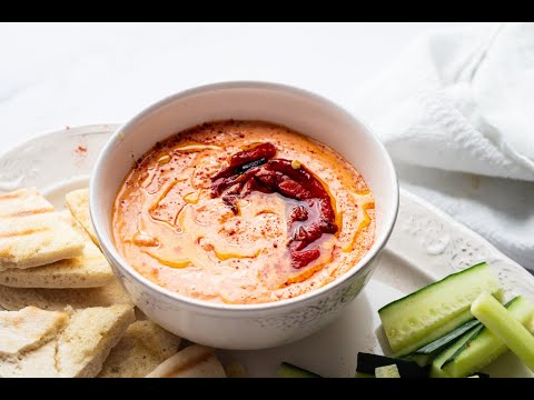 Roasted Red Pepper Greek Yogurt Dip