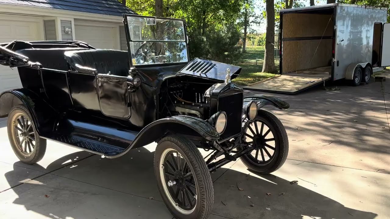 1925 Ford Model T Touring Walk Around