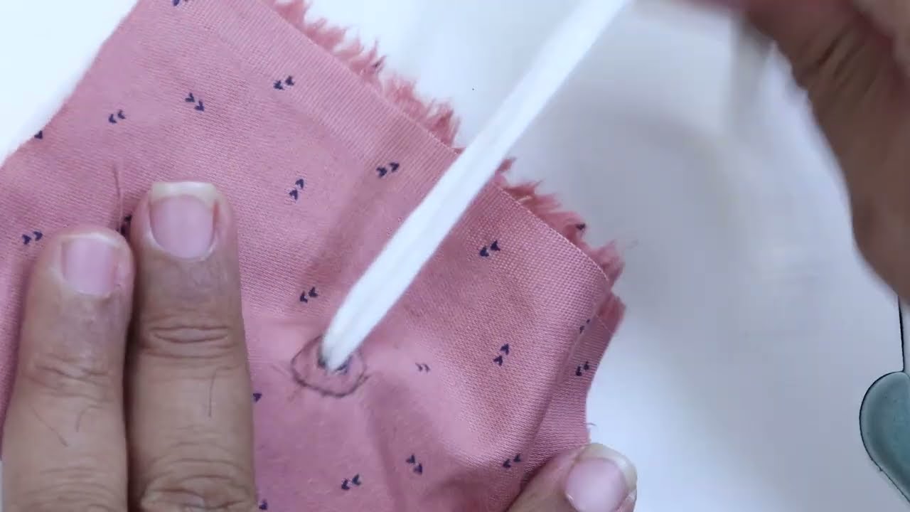 How to Create Eyelets with a Sewing Machine
