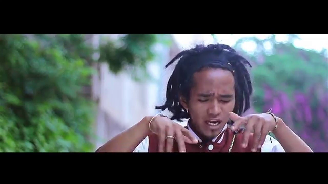 Voninkazo voarara - Arione Joy  © 2M16 (Official Clip)