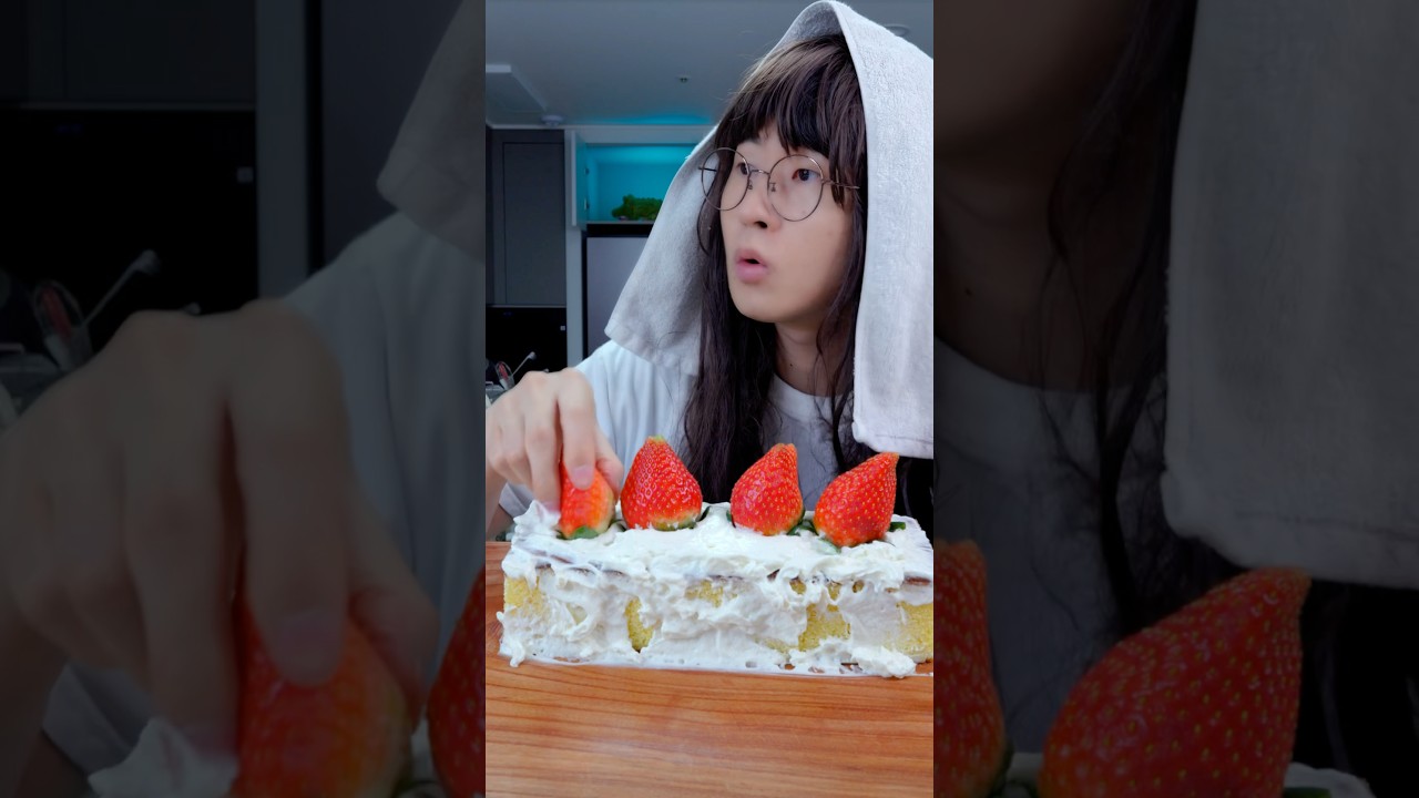 How to make Strawberry Nutella Cake