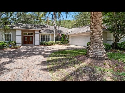 2907 Eastwind Drive, Fernandina Beach, FL Presented by Violet Boerescu.