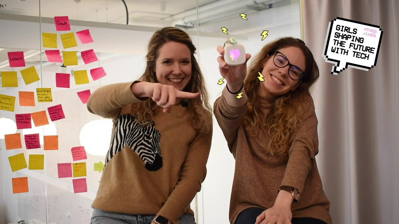 imagiCharm: the smart accessory you need to learn coding