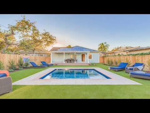 Funtierland!!! Anaheim Pool/Gameroom Airbnb House Review! 🤿 🕹