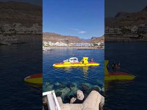 Submarine Adventure by Atlántida Submarine.
