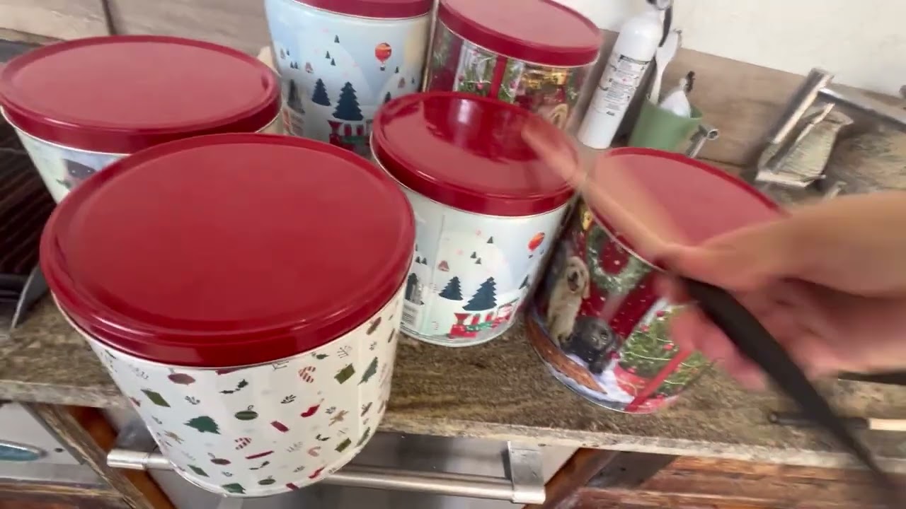 Making Drums From Aldi's Holiday Popcorn Tins