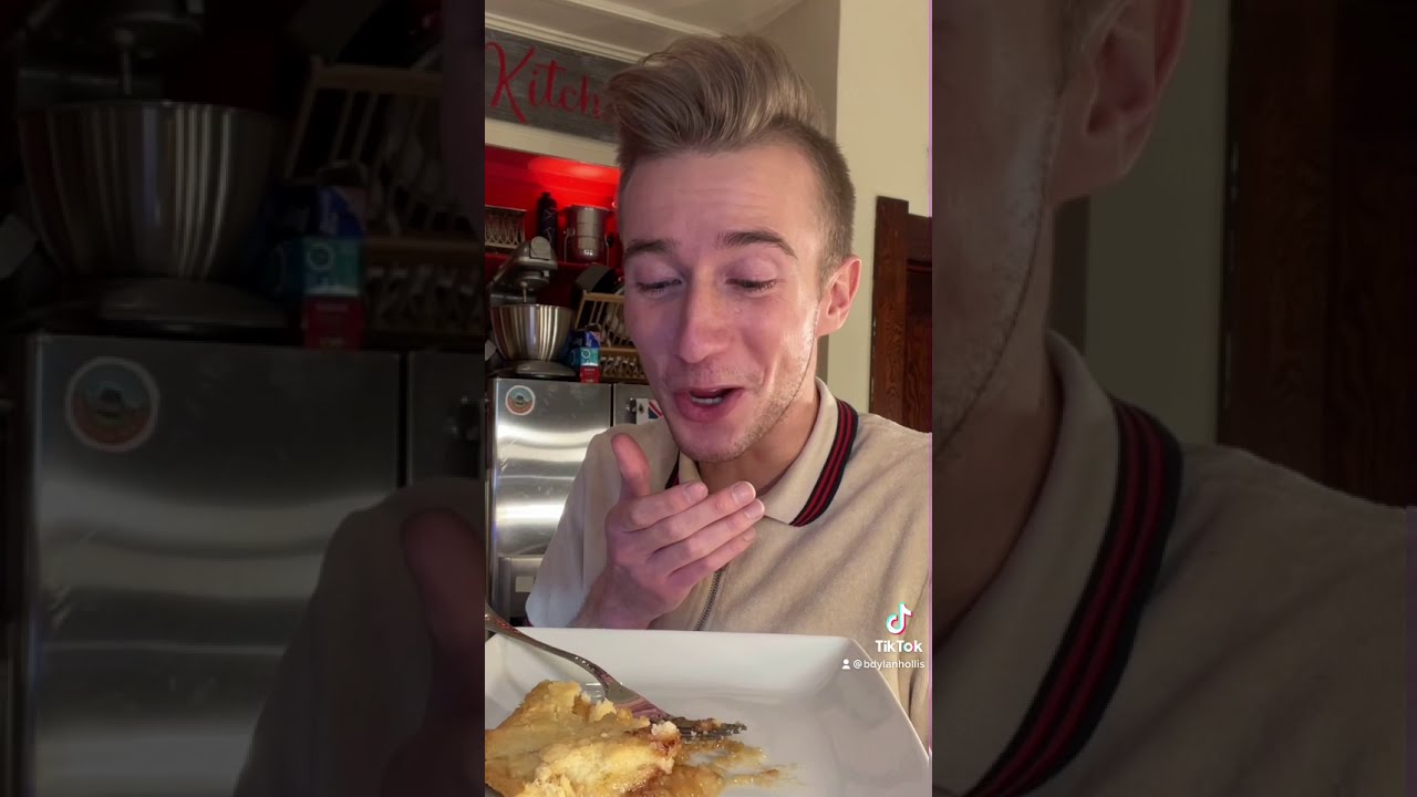 Dylan Hollis - FAKE APPLE PIE (TikTok Vintage Recipe)