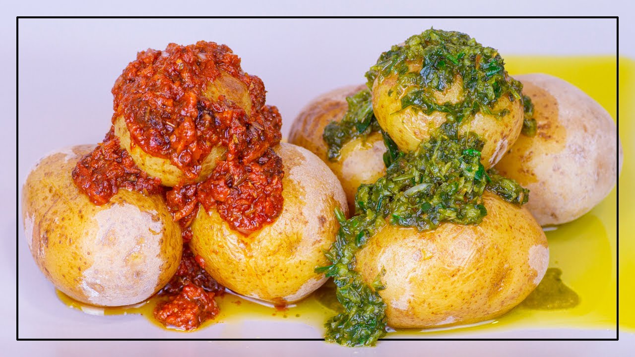 Papas arrugadas con mojo picón (rojo) y mojo verde | Cocina
