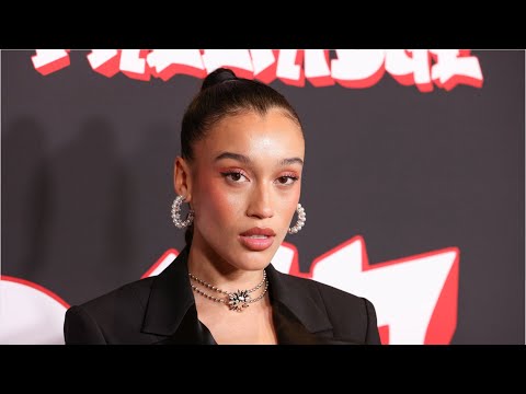 Singer slammed for performing US national anthem in Spanish to protest ICE deportations