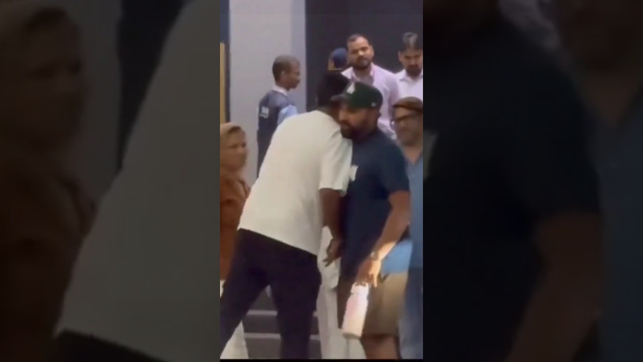 Rohit Sharma Hugging R Ashwin❤️❤️#cricket#shortsfeed#shorts#RavichandranAshwin#ashwin