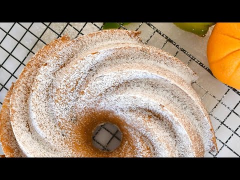 Brighten up your day with a slice of this Ricotta-Citrus Bundt Cake ☀️❤️