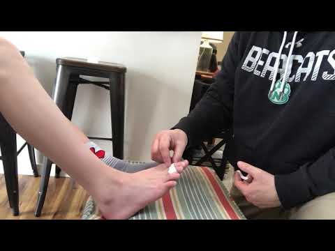 Buddy tape toes