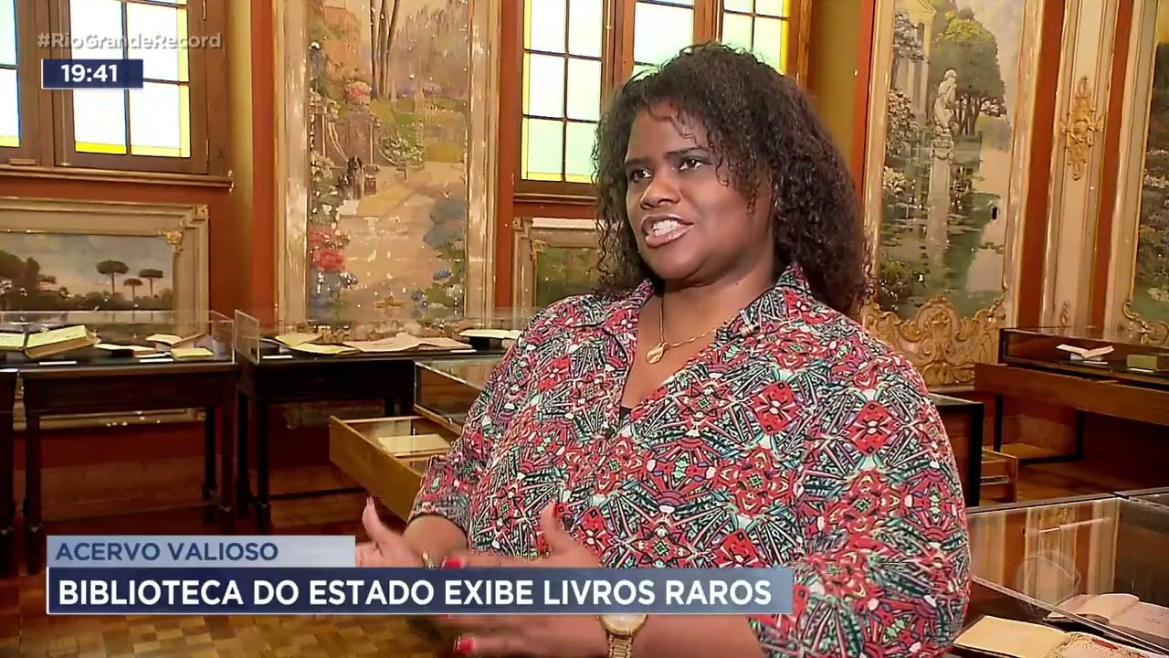 Acervo valioso: biblioteca do estado exibe livros raros