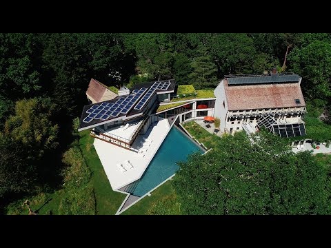 Modern Sophisticated Residence in Wainscott South, NY -- Legendary Productions