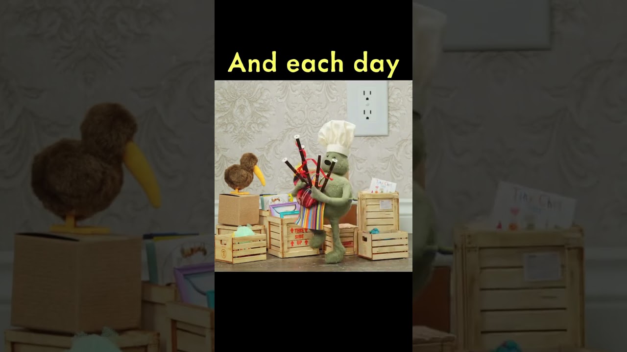 Tiny Chef Singing Makes Everything Easier and Fun #savetinychef #tinychef #thetinychefshow