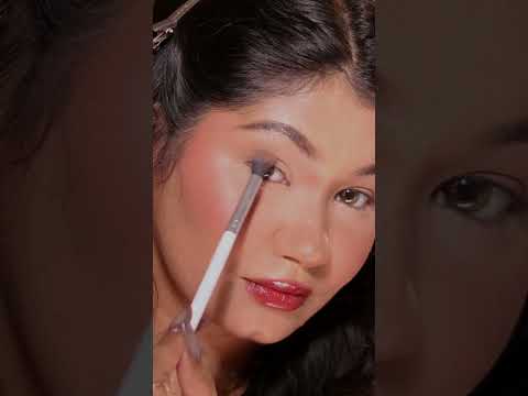 Effortless Elegance: Mocha Makeup Look Using Colorbar Essentials