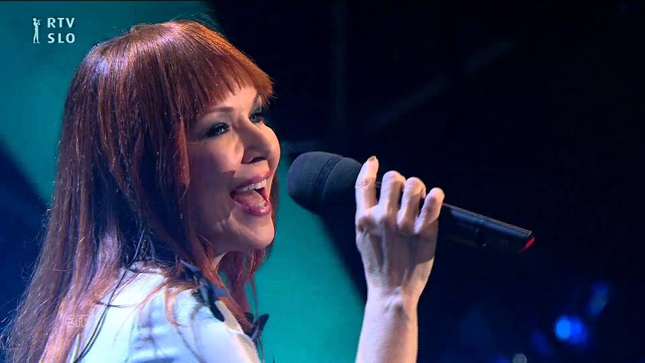EMA 2016: Regina - "Alive in Every Way"