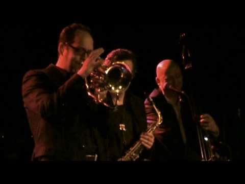 (heerlijk!) BBThree “Love Balloon” | Joost's Muziek Wordpress blog