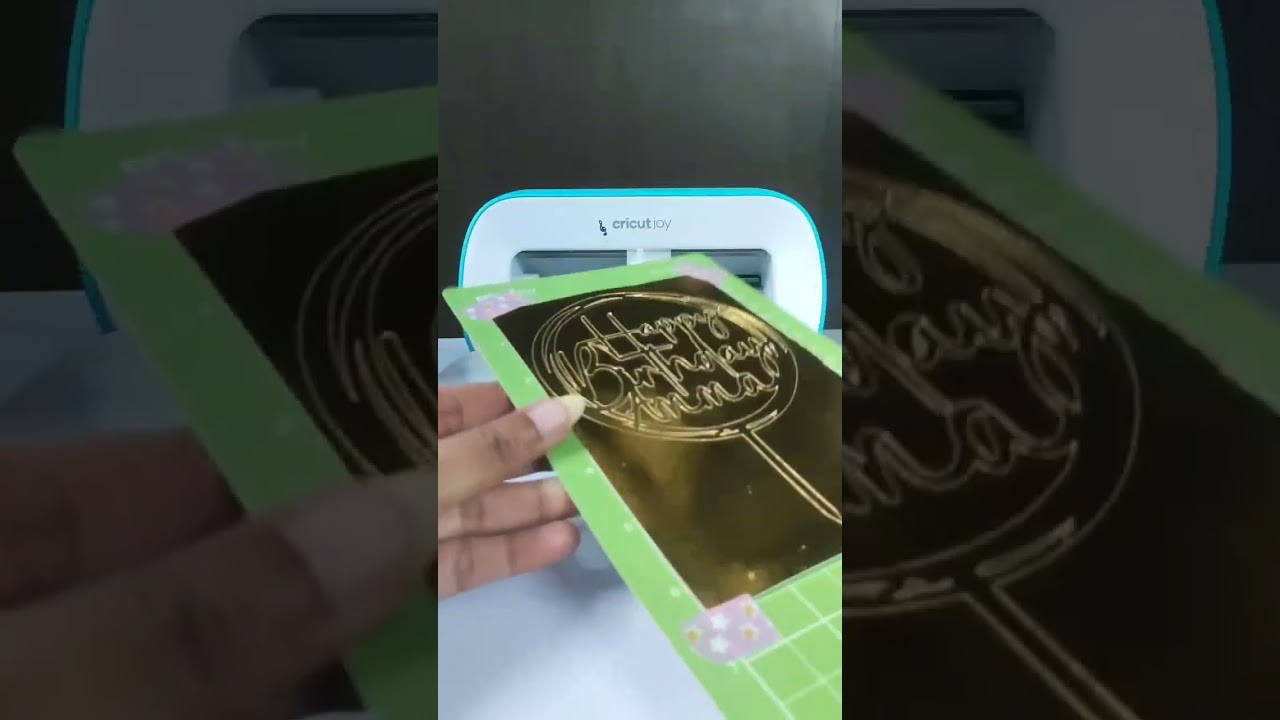 Gold Foil Cake Topper 🎂