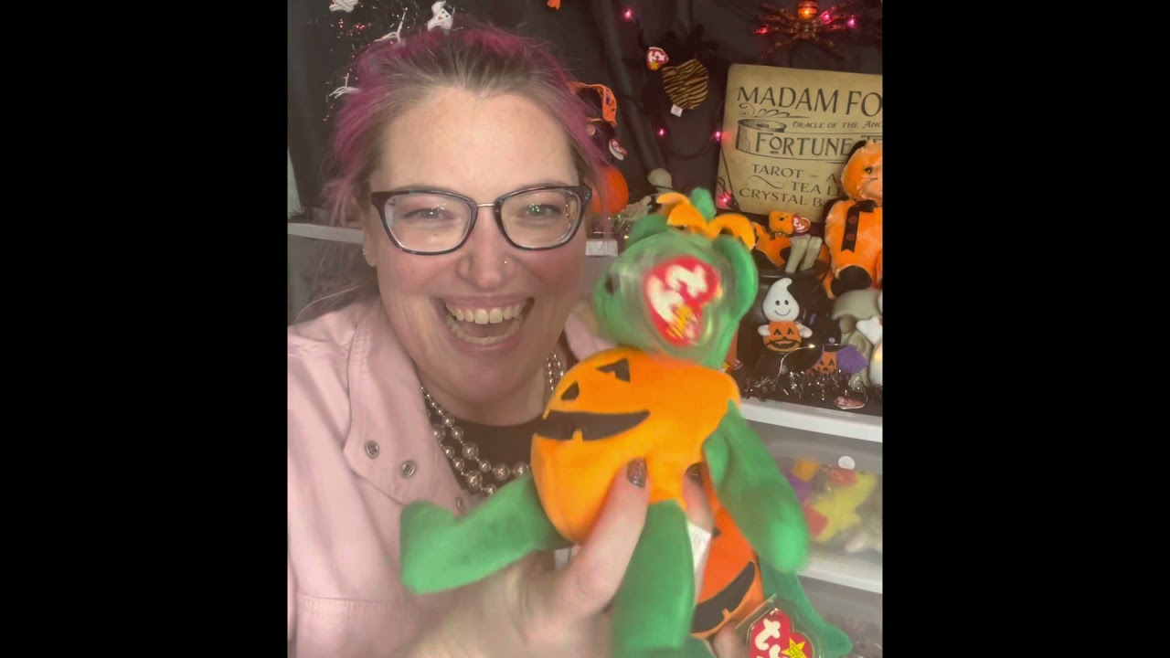 Beanie  Baby Wrapping Paper - Poster Surprise! cake  🎂 vintage Ty wrapping paper ♥️ #beaniebabies