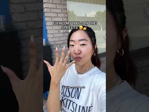 FIXING MY NAILS IN THE STREETS 😲💅