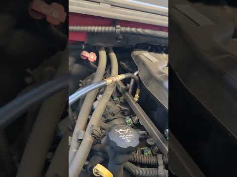 Hard starting Silverado. #fuel pressure #mechanic #testdontguess
