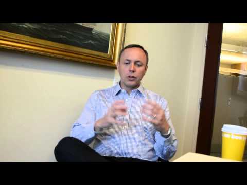 What does an investmen banker do?