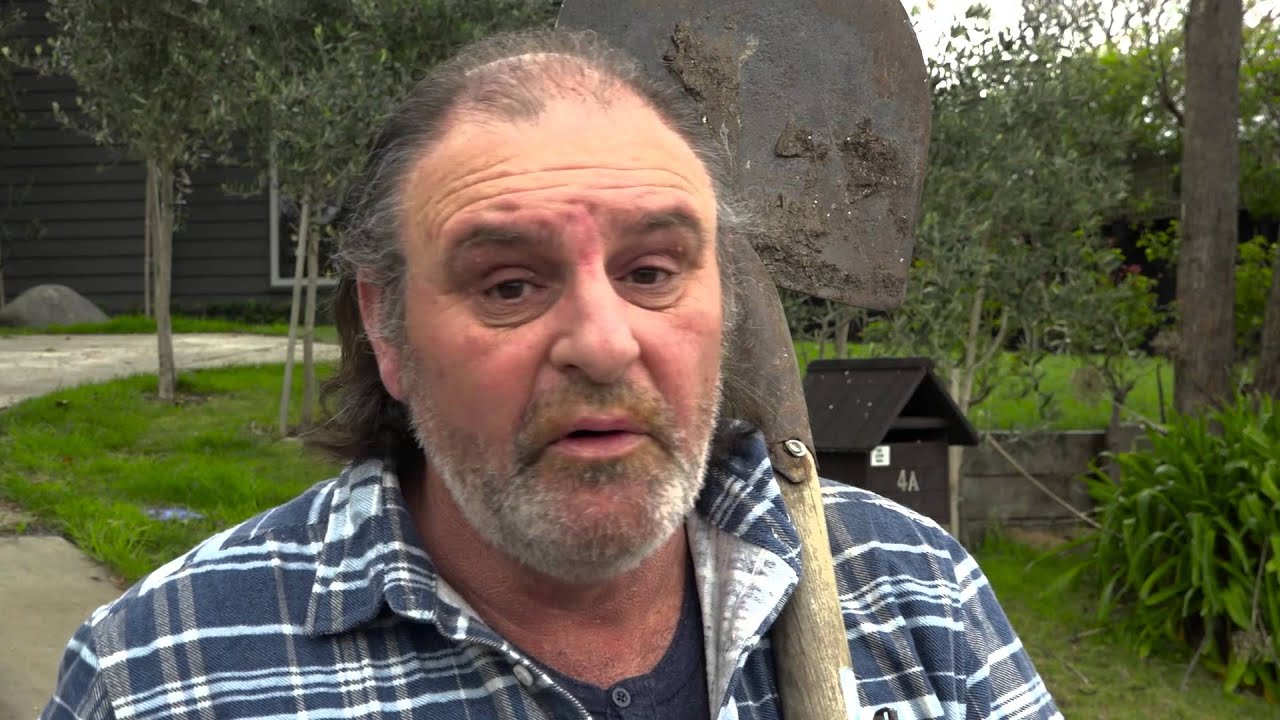 DIY Dilemma - Contact Unison before you dig