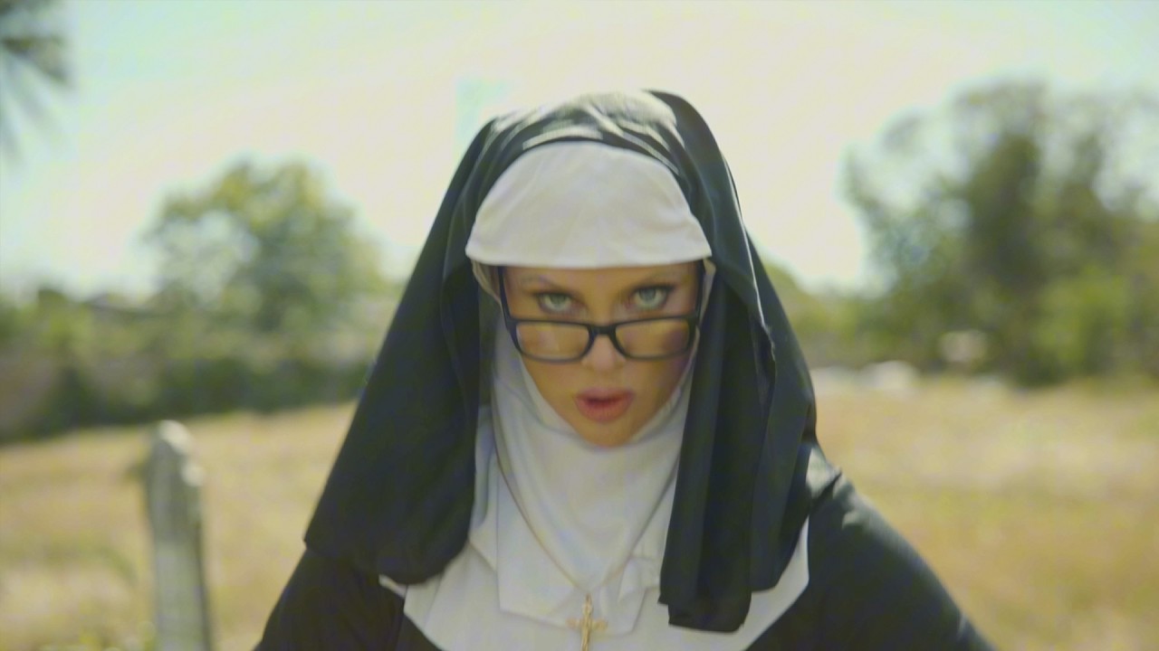 COSPLAY CHRISTIAN- Nicole Arbour (Jellyroll DISS)