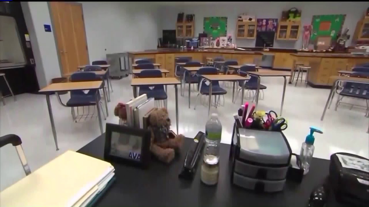 NYC elementary students return to classrooms Tuesday