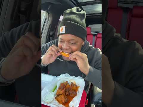 Press Grill Columbus,Ohio wing review #wings #hotwings #chicken #foodblogger #foodreview