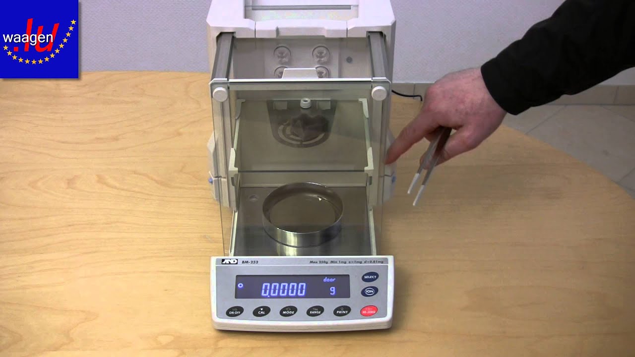 Analysenwaage A&D BM-252: eingebauter Ionisator