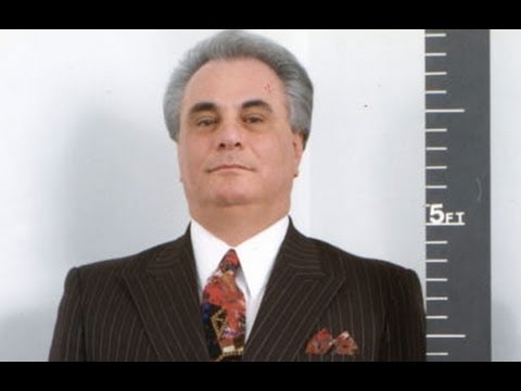 John Gotti Biography: Gambino Mafia Boss | Hollywood goodfella