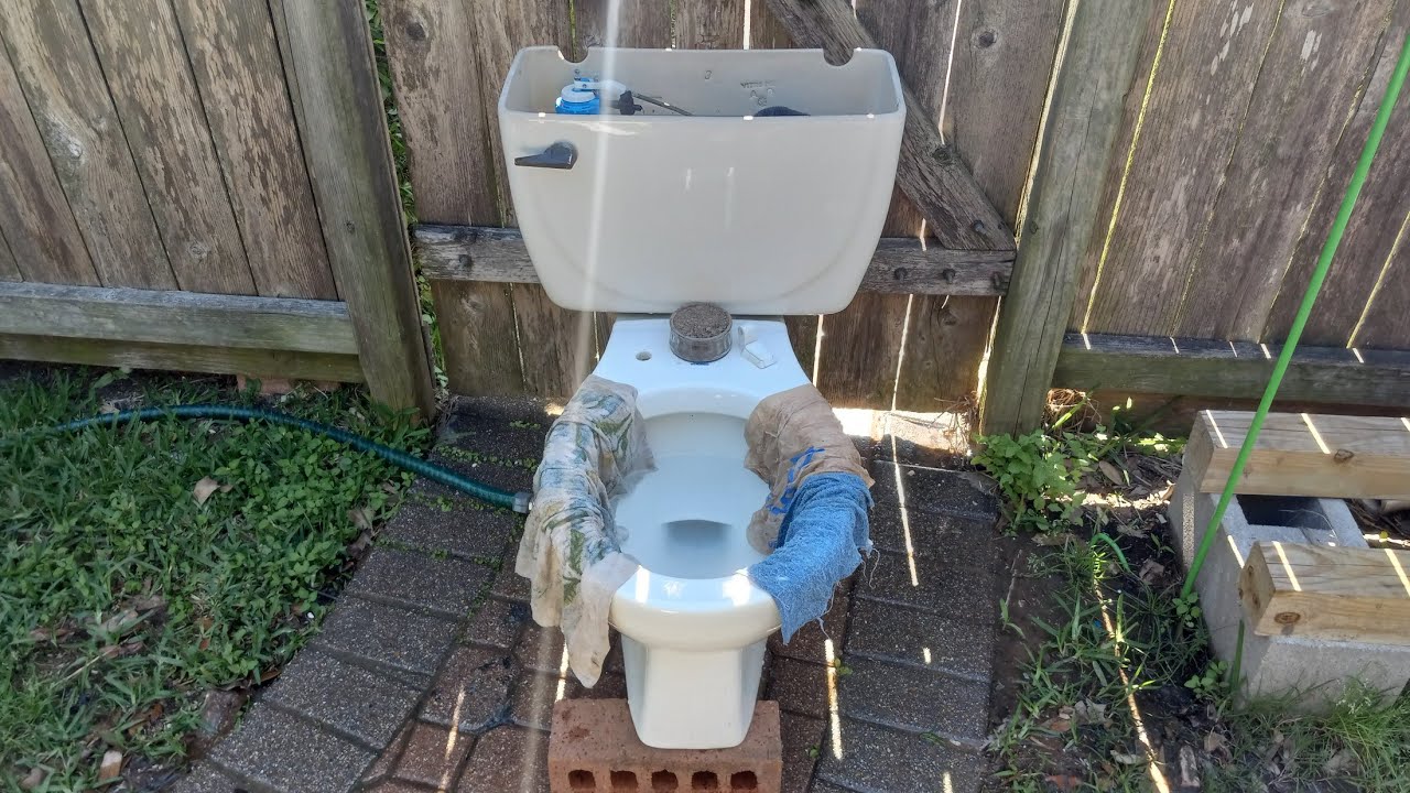 1983 Vitromex Toilet Tests