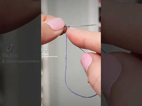 Learn to tie a knot in your thread - the easy way! #sew #sewing #handsewing